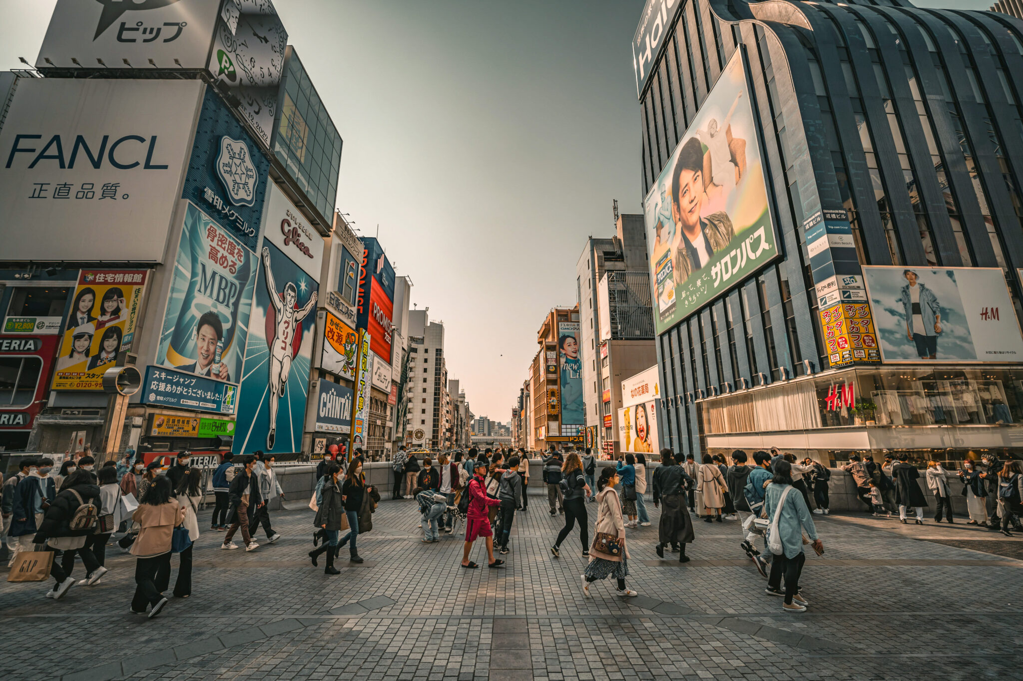 Dangerous neighborhoods in Osaka, areas to avoid and where to stay