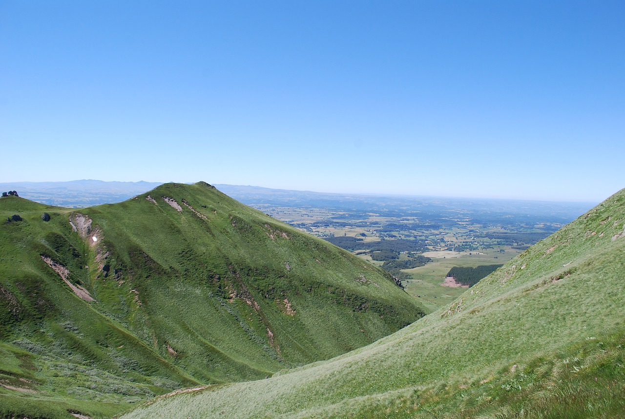 Where to stay to explore the Auvergne Volcanoes
