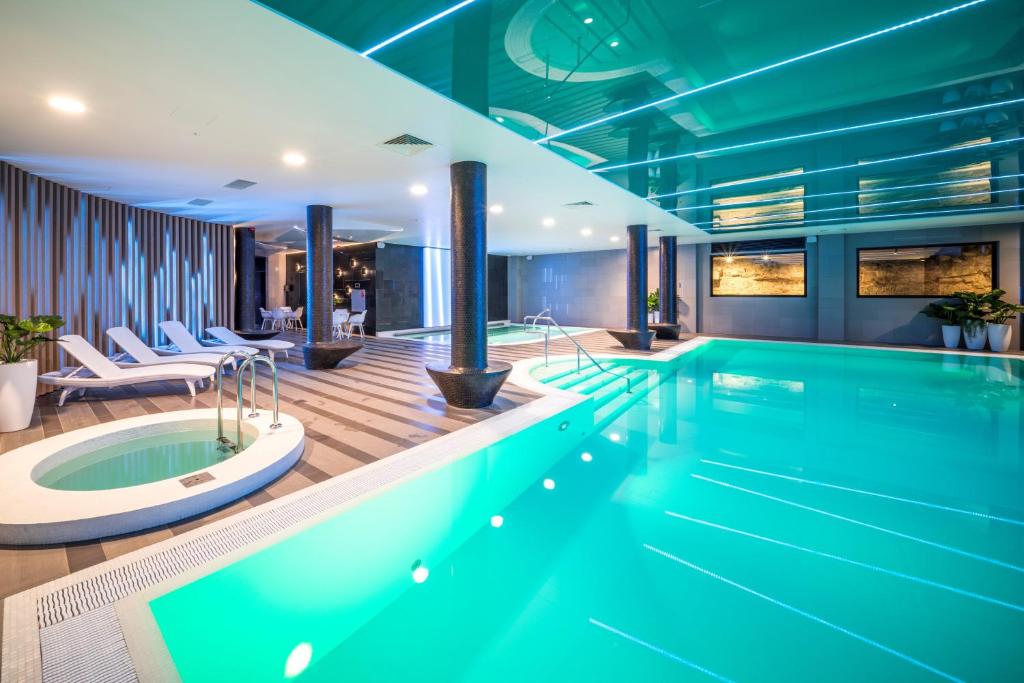 Neighborhoods to Avoid in Riga: The Reality of Safety in This City